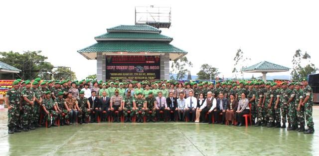 Tari Batak Silima Puak Meriahkan HUT ke 52 Yonif 125/Simbisa di Tanah Karo